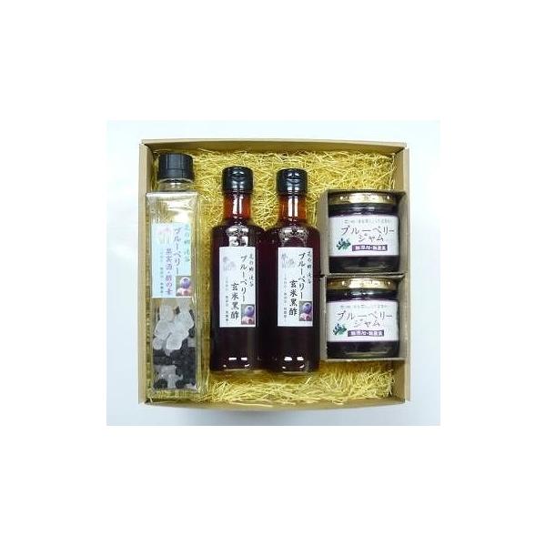 真夏の太陽をいっぱいに浴びた滝谷産のブルーべリーをふんだんに使って作り上げましたオリジナル商品セットです。すべて無添加加工なのでカラダにとってもやさしい商品です。ご自宅用だけでなくギフトにも大変喜ばれます。内容量 ブルーべリージャム200ｇ...