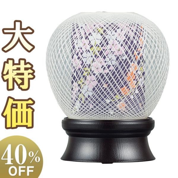 寸法：高さ19cm×巾16cm材質：プラスチック製電装：110Ｖ15Ｗ 回転筒付　　　中間スイッチ付き備考：化粧紙箱入り(箱寸法…縦26cm×横18.5cm×高さ20cm)〜全国送料無料〜精霊棚(盆棚)・祭壇・仏壇に最適な可愛いミニ霊前灯で...