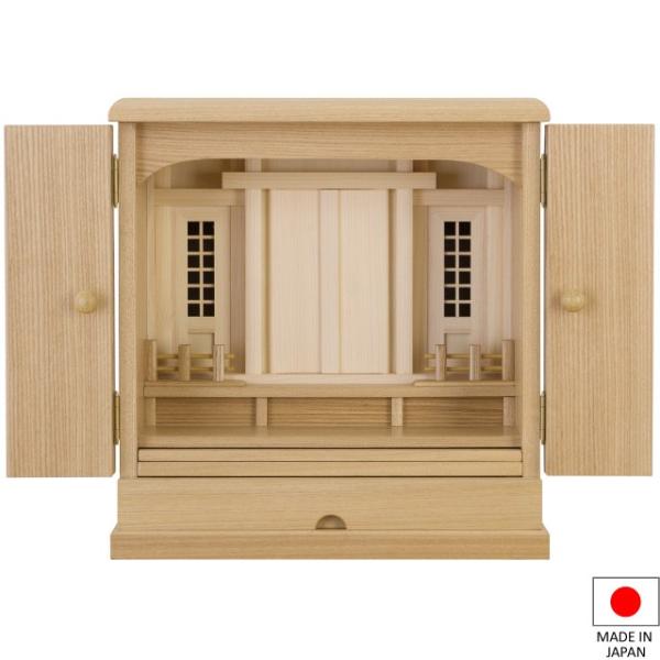 外寸法：高さ40cm×巾38cm×奥行30cm内扉奥(お宮)の内部寸法：高さ23.5cm×巾33cm×奥行9.5cm内扉(お宮)開口寸法：巾9cm×高さ16cm材質：タモ材・お宮部分エゾ松材(国産)正面表面材：台輪−タモ材薄板貼り　　　　　...
