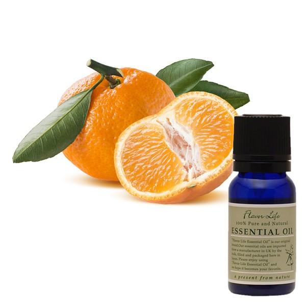 マンダリンはインド北東部原産のミカン科の果実の皮から採れる精油です。名前の由来は諸説あり、中国清朝時代の官史がマンダリンの果実の色によく似た、だいだい色の制服を着ていたからという説と、官史がこの果実を贈り物にしたからという説があります。漢方...