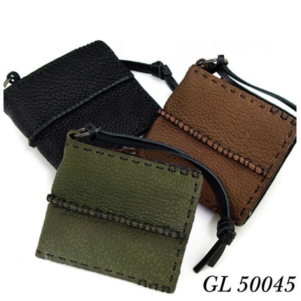 上質な牛革を贅沢に使い、遊び心をふんだんに取り入れたデザイン「Glass Lane」レザーウォレットコンパクトな二つ折り財布、独自のデザイン、しなやかな手触りのシボ加工に大胆なステッチがインパクト大！ライフスタイルを楽しめる大人の男の為のア...