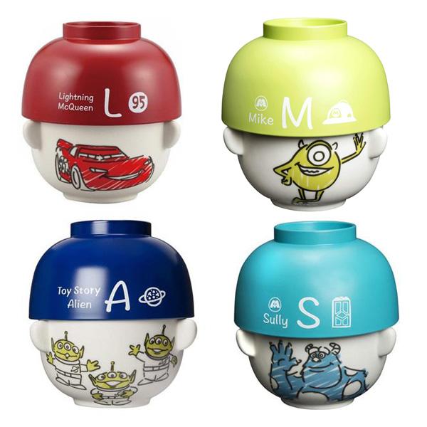 ディズニーキャラクターシリーズでスケッチ柄が可愛い汁椀と茶碗のセットです。お茶碗にお椀をかぶせれば、収納時に場所を取らないだけでなく、かわいいインテリアに！可愛くてユーモアいっぱいで、お食事の時間がとっても楽しくなりますね！電子レンジ・食洗...