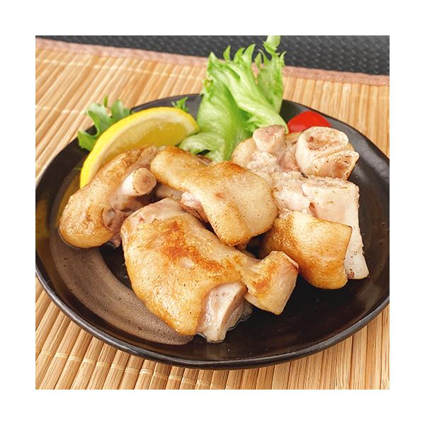 商品名：やわらかひとくち豚足生(原)産地：国産加工地：国内サイズ：約220g×5パック賞味期限：製造から365日(-18℃以下)(冷凍)解凍方法：冷蔵庫解凍・自然解凍・流水解凍参考メニュー：豚足・カレー・オイルソテーなど原材料名：豚足(国産)