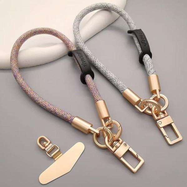 ストラップとホルダーのセットスタイリッシュさとハンズフリーの利便性を兼ね備えたアクセサリー手元にあるケースと組み合わせて自分だけのスタイルを楽しめます商品に関するご注意：※本製品にはスマホケースは付属しておりません。あらかじめご了承ください...