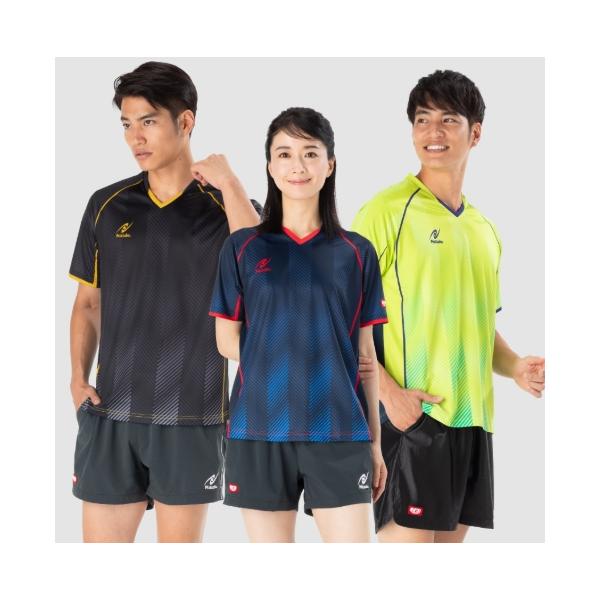 【発売日：2026年03月01日】単色ベースに斜線と光を模したグラデーションでニュアンスをつけ、袖には差し色のアクセントを取り入れ、スタイリッシュに仕上げました。背面がビヨンドムーブ素材になっているため、大きな動きにも対応します。ラウンドタ...