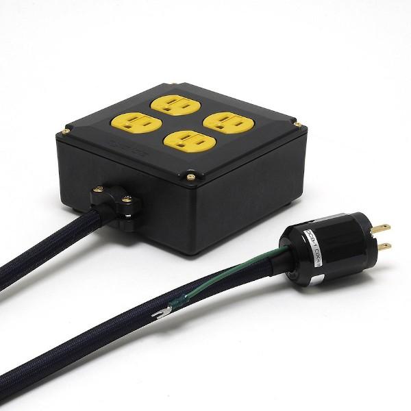 純国産OFCケーブルとオーディオグレードプラグ 「OYAIDE P-029」 を採用した、オーディオ用電源タップ。