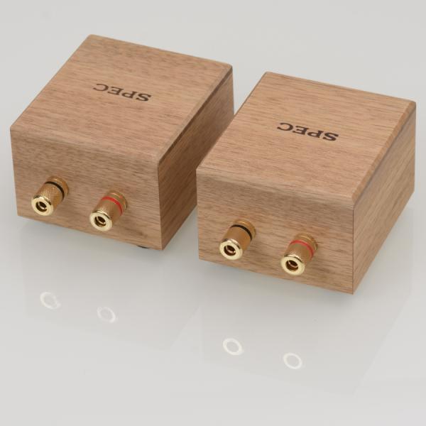 本製品をお手持ちのオーディオ機器に接続するだけで、サウンドは一変します。音楽表現の飛躍的な向上は、まさに「未体験ゾーン」です。「今まで聴いてきたオーディオシステムは一体何だったのか」と思わず感じてしまうような、不思議な驚きと感動をきっとご体...