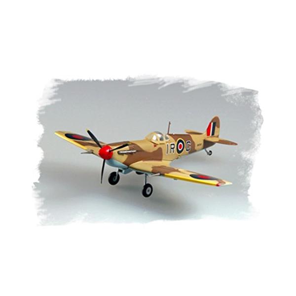 【商品概要】1/72　塗装済み完成品　プラスチック製1936年初飛行し、1940年にマーリン45エンジンに換装したMk Vb型　低高度用切断翼タイプです。北アフリカ戦線への輸送をはかる枢軸側との制空権確保のためマルタに派遣された機体です。日...