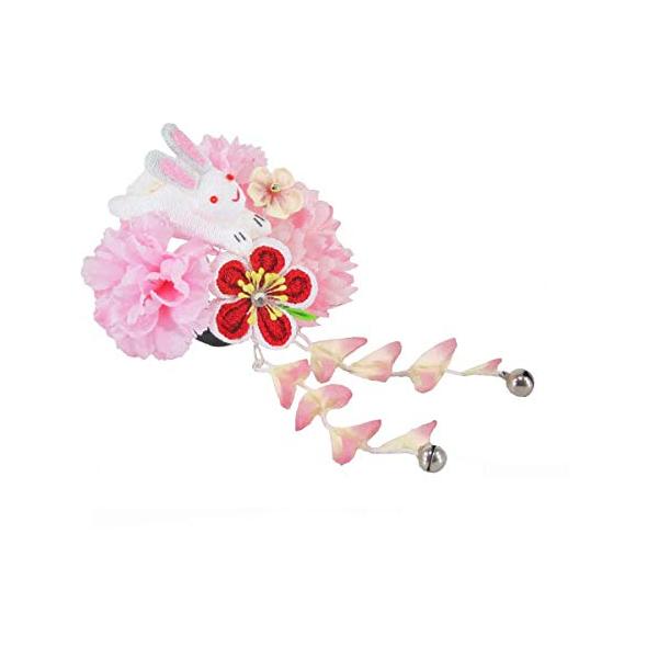 【ご購入後の当店からの連絡はご登録のメールアドレスに通知いたします。必ずご確認ください】【商品概要】つまみ細工髪飾り鈴付き留め具：スリーピンサイズ：花/うさぎ部分約7.5cm、下り部分約7.5cm【商品説明】女の子用髪飾りです。七五三以外の...