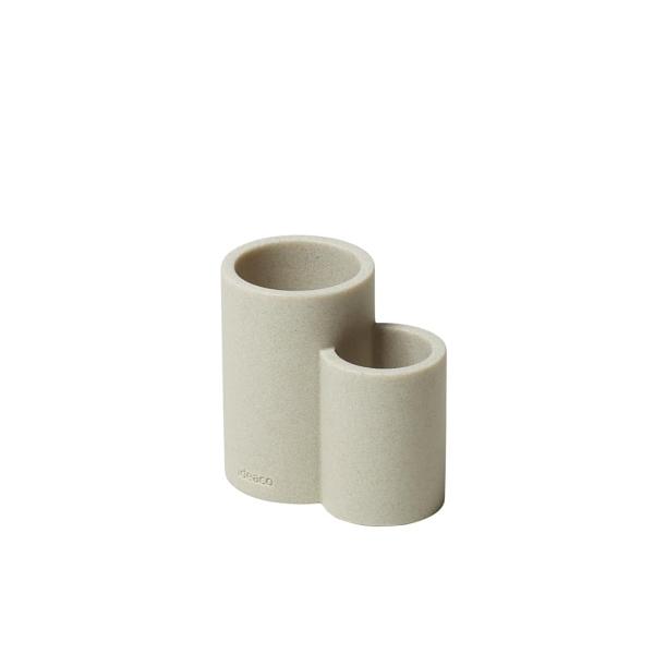 【商品概要】底なしの Tool Drainer コンパクトタイプ本体サイズ：幅11?奥行6.8?高さ10.3cm本体重量：345g素材・材質：天然石、ポリエステル樹脂生産国：中国【商品説明】【商品詳細】ブランド：ideaco (イデアコ)商...