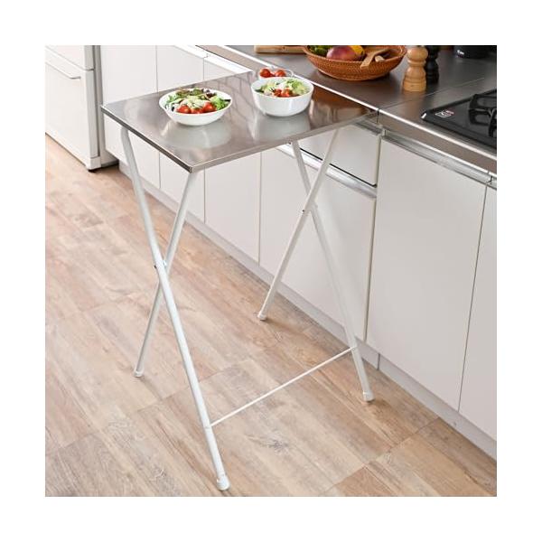 折りたたみテーブルホワイト/幅50/RYSTS-5040H(WH2)・Color:ホワイトStyle:折りたたみテーブル・パッケージ個数:1・コンパクトに折り畳み可能折りたたむと約5cmとスリムになるので、使わないときはすき間に収納できる折...