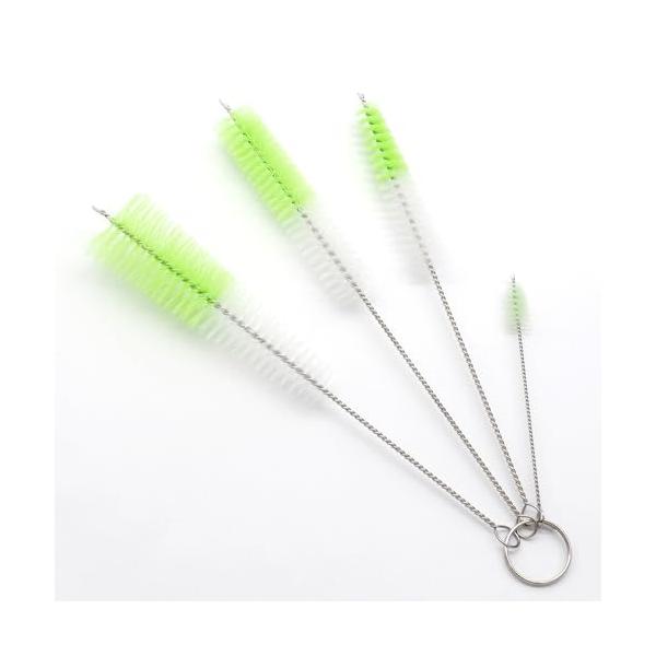 グリーン/-/-・パッケージ個数:2・注ぎ口洗いブラシです。 注ぎ口の大きさに合わせて４つのブラシを使い分けできます。ブラシの毛についたクセは熱湯につけると直ります。・大やかんなど中が太くなっている大き目の注ぎ口に。中とっくりや水差しなど口...