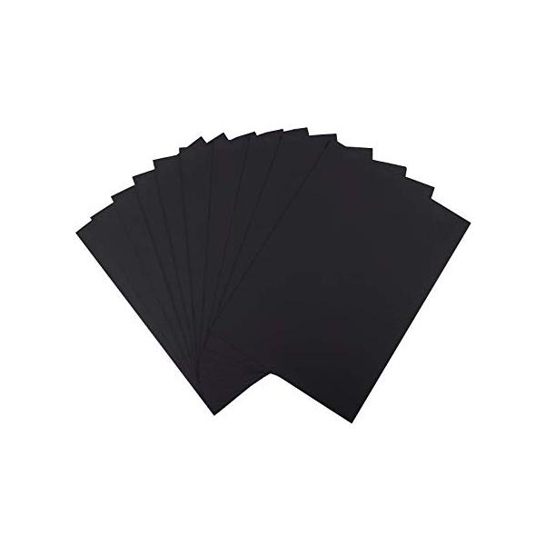 黒黒色/-/-・パッケージ個数:1・寸法：A4(210×297mm) 厚み1.0mm・入数：10枚セット　ペーパークラフトに・色：両面黒色　表面・裏面ともに高級感のある黒の板紙です・使いやすいA4サイズです　表紙や台紙、工作用としてもお使い...