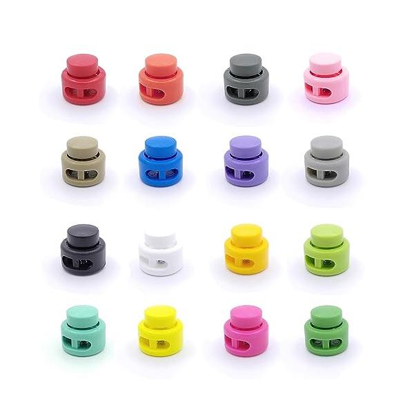 【適用】本製品は、直径5mm以下の紐に最適です。・【商品内容】本商品は、カラフルな50個セットのコードストッパーで。・【商品仕様】素材：プラスチック、サイズは直径17.5mm、高さ17mm、穴径約5mmです。・【多様な用途に対応】紐の止め具...