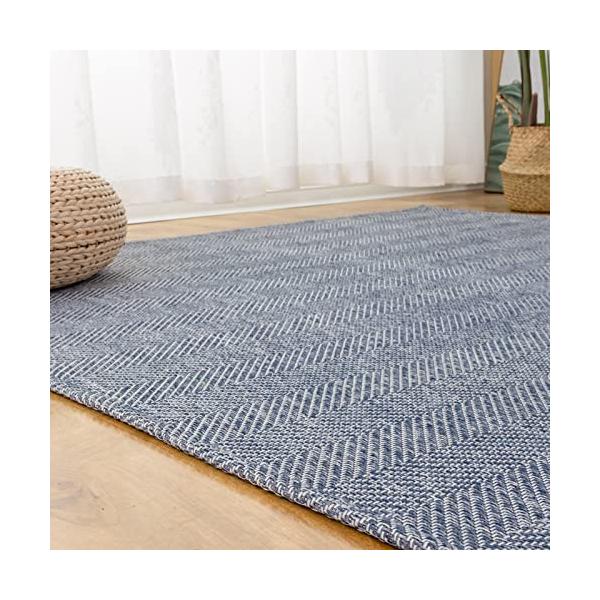 北欧ネイビー/約2畳/-・Size:約2畳Color:ネイビー・パッケージ個数:1・国内累計販売２億円2022年3月発売から2024年6月まで累計販売２億円突破誠にありがとうございます低彩度の灰色を基調とした高級感あふれるカーペットです。落...