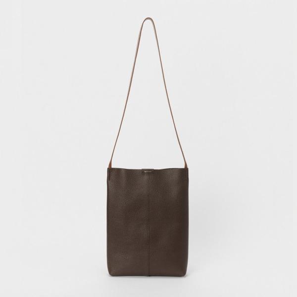■ブランド名：Hender Scheme エンダースキーマ■商品名：PIANO SHOULDER BIG■型番：tq-rb-psb■カラー：dark brown■サイズ：ONE■カテゴリ：ユニセックス バッグ当店で取り扱う商品は全て正規品で...