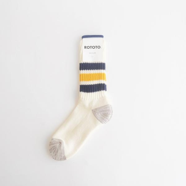 ■ブランド名：ROTOTO ロトト■商品名：COARSE RIBBED OLDSCHOOL CREW SOCKS■型番：R1255-AW25■カラー：NAVY/YELLOW■カテゴリ：ユニセックス ファッション小物当店で取り扱う商品は全て正...