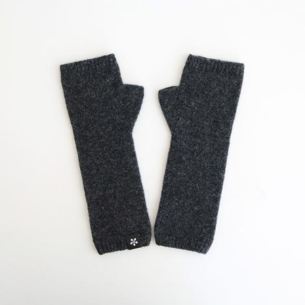■ブランド名：Caledoor カレドアー■商品名：Rambling Wool Gloves■型番：6053-2702■カラー：Charcoal■サイズ：ONE■カテゴリ：メンズ ファッション小物当店で取り扱う商品は全て正規品です。偽物・並...