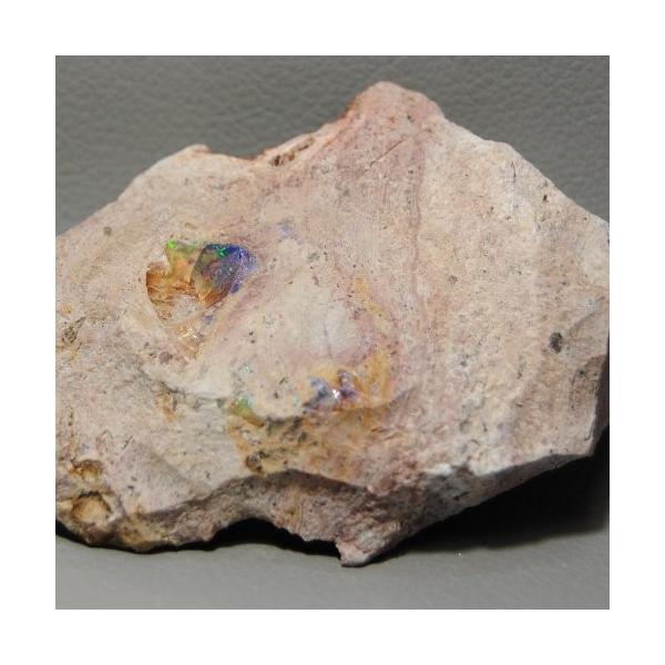 ◆カンテラというのは、メキシコ・オパールの母岩である岩石のメキシコ名です。◆産地：Magdalena Jalisco, MEXICO◆重さ：約140g