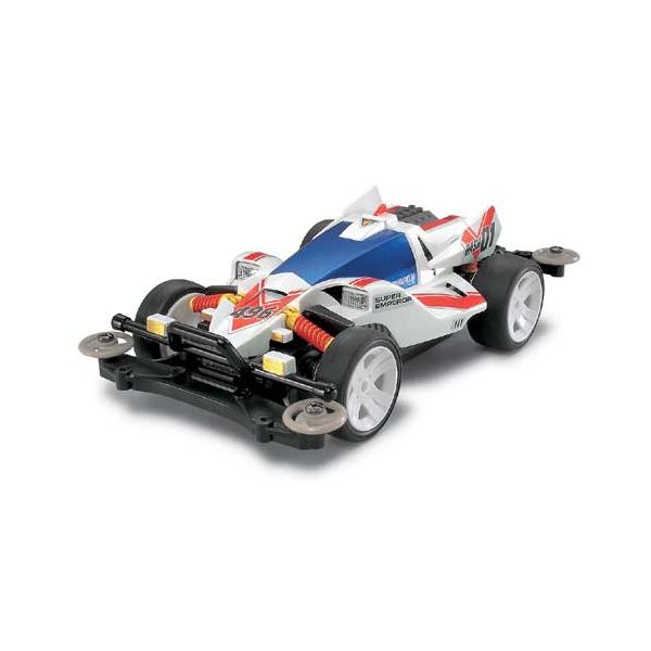 高性能な走りでレースも楽しい四輪駆動レーサーのプラスチックモデル組み立てキットです。モーター両端のシャフトを伸ばしたダブルシャフトモーターを車体中央に搭載して高い駆動効率を実現。MSシャーシはノーズ、センター、テールの３パートで構成され、ワ...