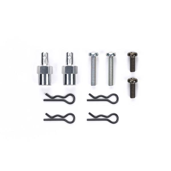 RC・F1カーに標準装備されている樹脂製フロントボディマウントに換えて使用。万一のクラッシュなどでも高い耐久性を持つアルミ製ボディマウントです。F103シャーシ各車に使用可能。【 基本スペック 】 ボディマウント2個と3×8mmビス、スナッ...