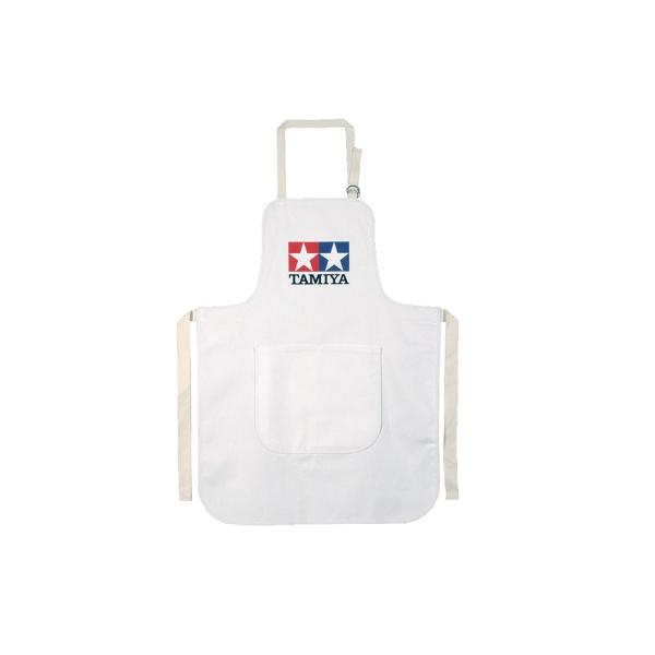 白地に赤と青のタミヤマークをあしらいました。下がアールになった丸形ポケット付き。