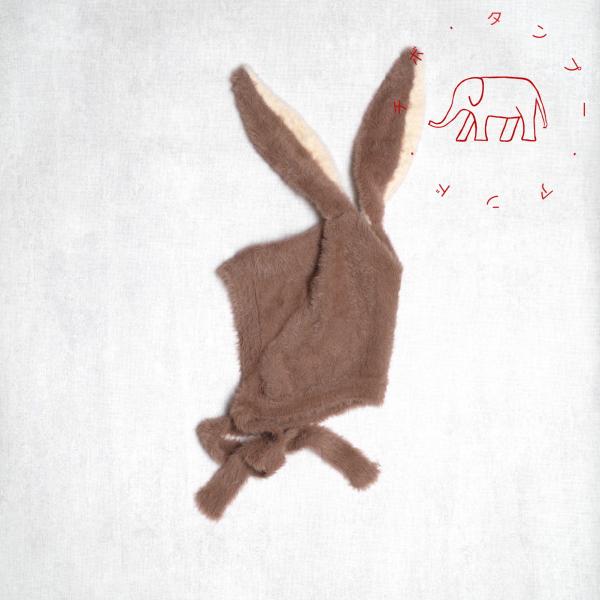 ふわふわでとっても軽いうさぎ耳のボンネットです。とても柔らかい肌触りでお子様の頭を優しく包みます。【素材】綿１００％●ご注文から１日〜２日で発送いたします。帽子　ボンネット　赤ちゃん　 ホワイト　ブラウン　秋 冬 ベビー 新生児 男の子 女...