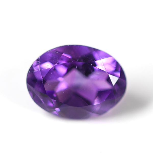 宝石：天然アメジストカラット：1.19ct寸法：約 8.1 - 6.2 × 4.3 mm　(　縦 -　横　× 厚　)付属品：簡易ルースケース、品質証明書納期：即日〜3営業日以内に発送致します。【　重要なお知らせ　】● こちらの商品は、返品・...