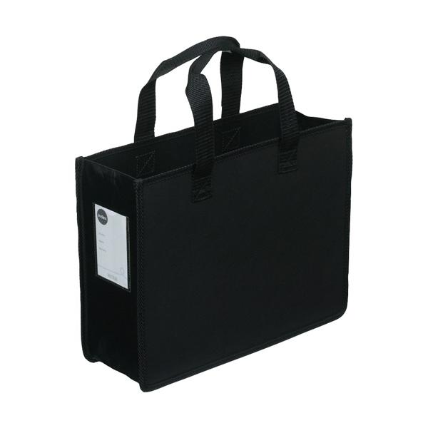 メーカー：サクラクレパス　 品番：UNT-A4J#49  A4ファイルボックスがそのまま入る、ゆったりサイズ！　　＜A4クリアファイルボックスがすっぽり入る＞<BR>商品の色はブラックになります。＜折りたたんでコンパクトに収納で...