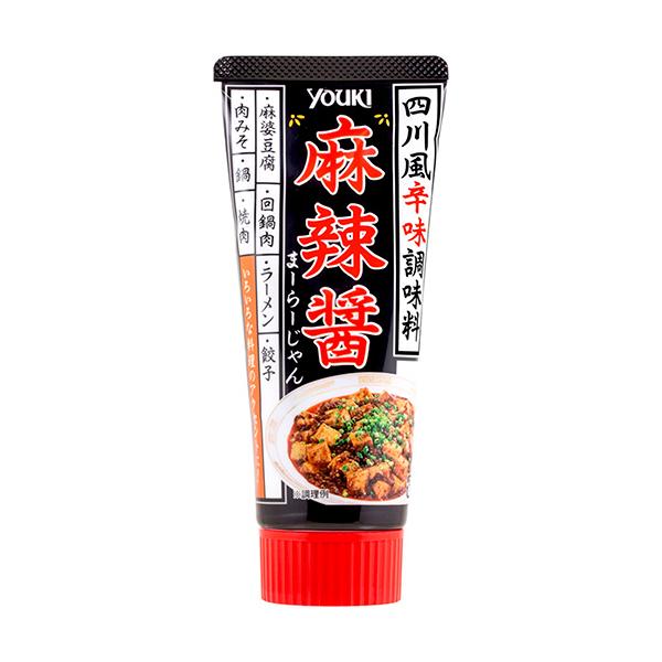 メーカー：ユウキ食品　品番：361609　豆板醤と甜面醤にしびれる花椒をプラス。辛さとしびれを足し、麻婆豆腐やラーメン、餃子などにどうぞ。