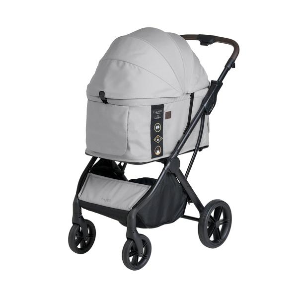 メーカー：コンビ　 品番：4711233-392317  中型犬向けペットカート　　前後のメッシュ窓で通気性抜群。