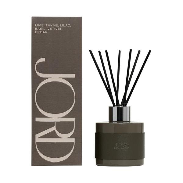 メーカー：ユーロジャパンエレガンス　品番：IDJD0103　合皮のスリーブがポイントのスタイリッシュなリードディフューザー。