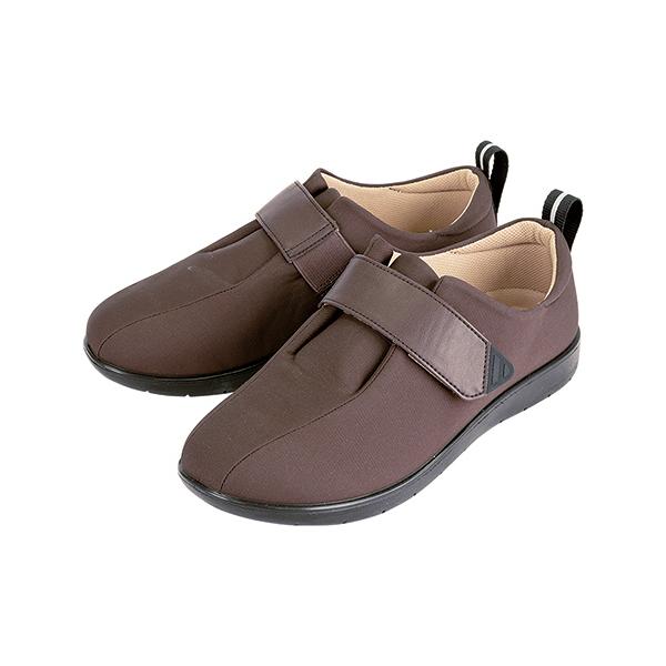 メーカー：オオサキメディカル　 品番：71426  高齢者の歩き方に配慮した、転倒リスクを軽減できる、つま先があるタイプのシューズです。　　＜靴底＞はがしやすい固定ベルト。幅広甲高な4E設計。履き口が大きく開く。