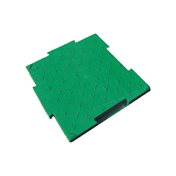 メーカー：三甲　品番：8Y3017　戸建住宅建築現場やイベント会場などの通路や資材置き場に敷く樹脂製敷板です。