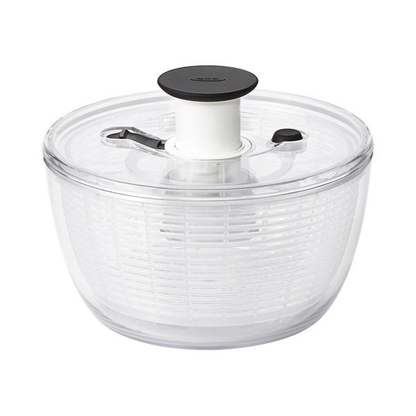 メーカー：オクソー　 品番：11230500  人気のOXOサラダスピナー。　　ノブを押すとカゴが回転して簡単に水切りができる。特許取得のブレーキボタン。