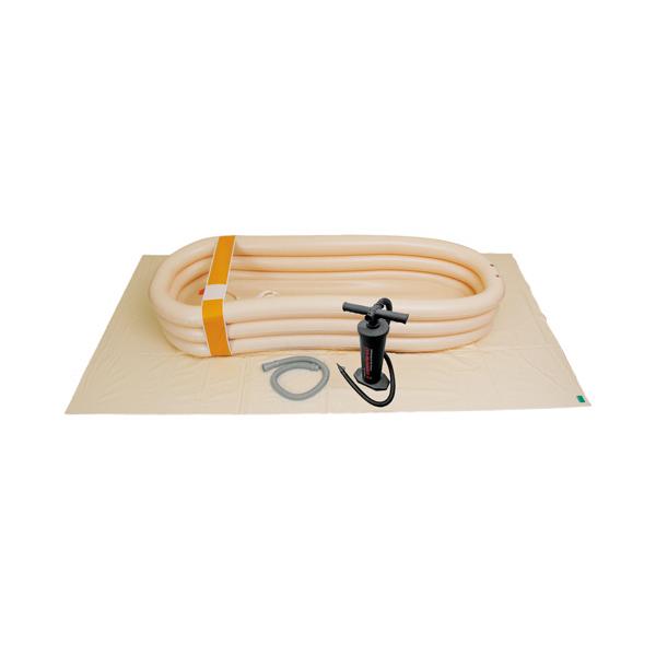 メーカー：オカモト 　品番：1111A   室内で簡単に組み立てられ、手軽に使える浴槽。　　付属の洗髪ベルトを使えば、洗髪にもご利用できます。＜使用イメージ＞