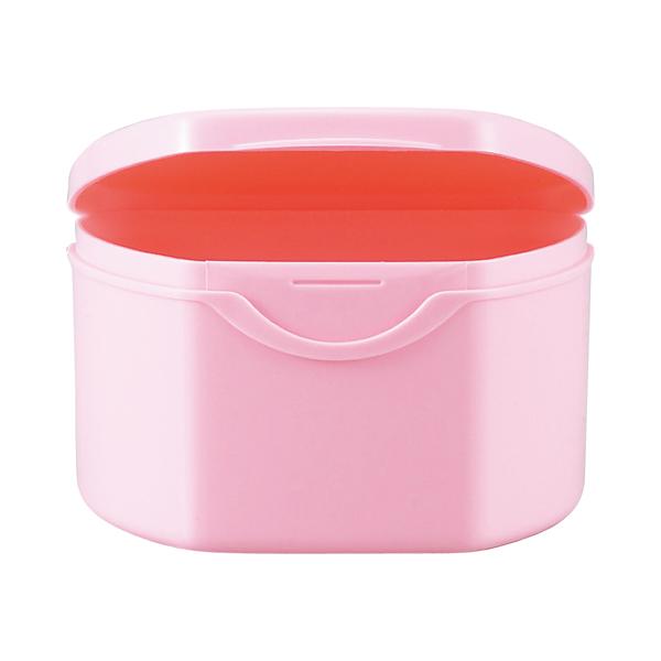 メーカー：メディコム・ジャパン 　品番：D-DE-P   携帯にも便利な抗菌加工の入れ歯ケース。　　