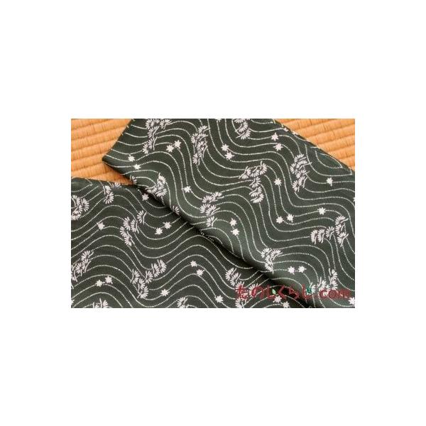 日本で古くから使われている日用品のひとつ、手ぬぐい。この木綿でできた薄手の布は、赤ちゃんから大人まで、色々なところで使われてきています。<<手ぬぐいの使用例>>・赤ちゃんの沐浴布として・食卓のランチョンマットとして・...