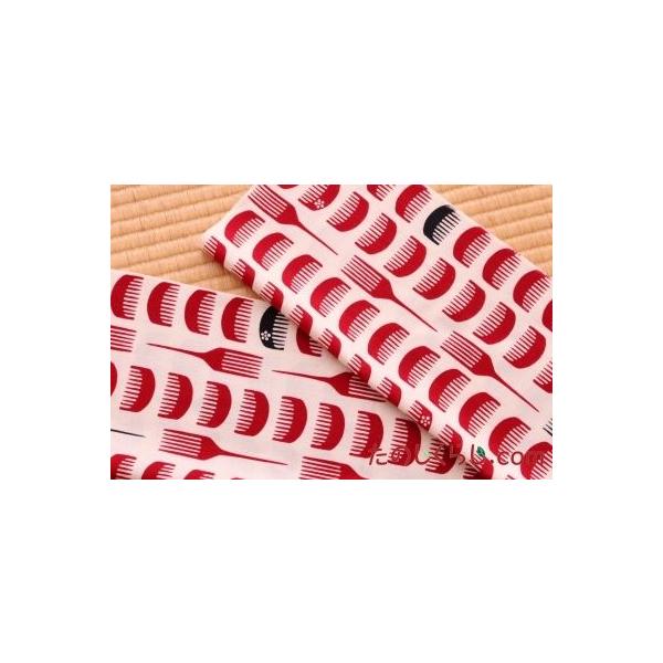 日本で古くから使われている日用品のひとつ、手ぬぐい。この木綿でできた薄手の布は、赤ちゃんから大人まで、色々なところで使われてきています。<<手ぬぐいの使用例>>・赤ちゃんの沐浴布として・食卓のランチョンマットとして・...