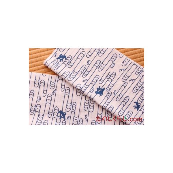 日本で古くから使われている日用品のひとつ、手ぬぐい。この木綿でできた薄手の布は、赤ちゃんから大人まで、色々なところで使われてきています。<<手ぬぐいの使用例>>・赤ちゃんの沐浴布として・食卓のランチョンマットとして・...