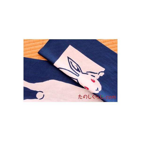 日本で古くから使われている日用品のひとつ、手ぬぐい。この木綿でできた薄手の布は、赤ちゃんから大人まで、色々なところで使われてきています。<<手ぬぐいの使用例>>・赤ちゃんの沐浴布として・食卓のランチョンマットとして・...