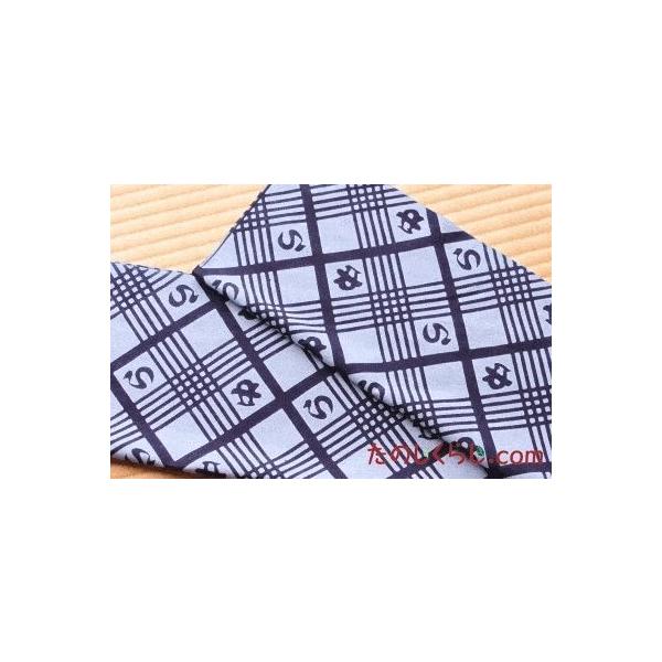 日本で古くから使われている日用品のひとつ、手ぬぐい。この木綿でできた薄手の布は、赤ちゃんから大人まで、色々なところで使われてきています。<<手ぬぐいの使用例>>・赤ちゃんの沐浴布として・食卓のランチョンマットとして・...