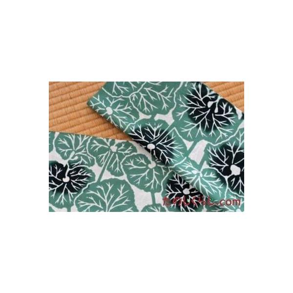 日本で古くから使われている日用品のひとつ、手ぬぐい。この木綿でできた薄手の布は、赤ちゃんから大人まで、色々なところで使われてきています。<<手ぬぐいの使用例>>・赤ちゃんの沐浴布として・食卓のランチョンマットとして・...