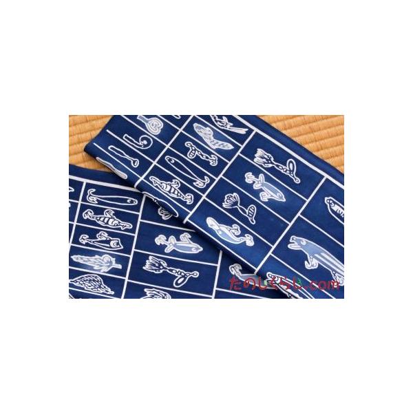 日本で古くから使われている日用品のひとつ、手ぬぐい。この木綿でできた薄手の布は、赤ちゃんから大人まで、色々なところで使われてきています。<<手ぬぐいの使用例>>・赤ちゃんの沐浴布として・食卓のランチョンマットとして・...