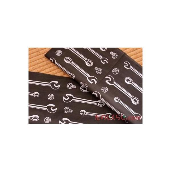 日本で古くから使われている日用品のひとつ、手ぬぐい。この木綿でできた薄手の布は、赤ちゃんから大人まで、色々なところで使われてきています。<<手ぬぐいの使用例>>・赤ちゃんの沐浴布として・食卓のランチョンマットとして・...