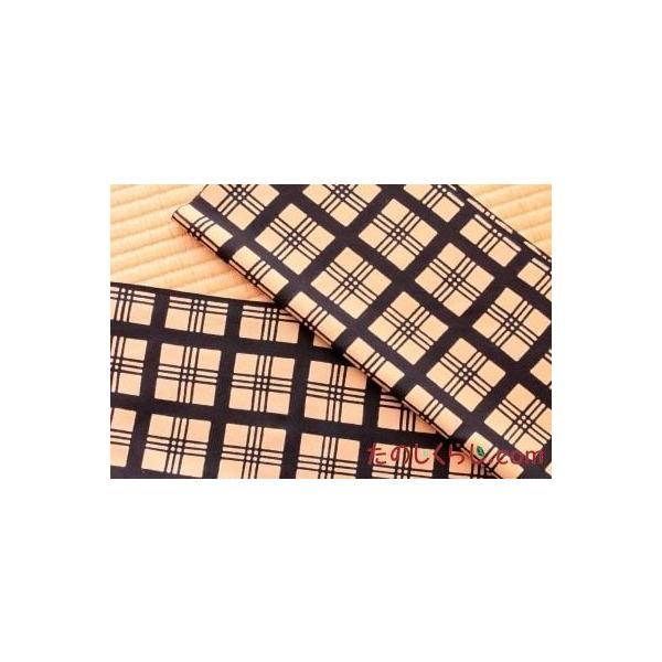 日本で古くから使われている日用品のひとつ、手ぬぐい。この木綿でできた薄手の布は、赤ちゃんから大人まで、色々なところで使われてきています。<<手ぬぐいの使用例>>・赤ちゃんの沐浴布として・食卓のランチョンマットとして・...