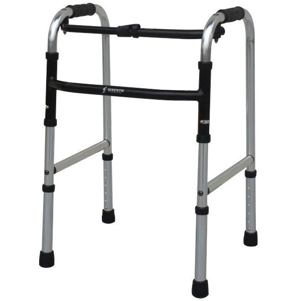 ・日本人の体格に合わせたスリムサイズ（全幅49cm）設計です。・スリムサイズ固定型歩行器。・高さは6段階調節（68.5〜81cm）。・ワンタッチ折りたたみ式。●サイズ／幅49×奥行45×高さ68.5〜81cm、折りたたみ時：幅49×奥行11...