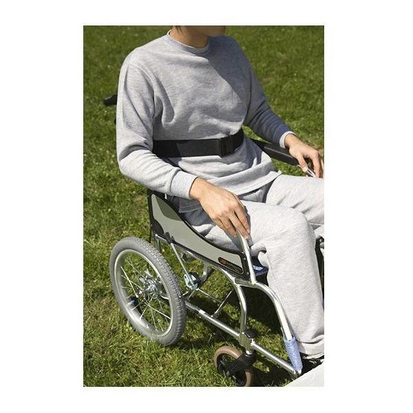 ・車椅子に乗られる方のずり落ち防止ベルトです。姿勢保持・座位保持にご使用ください。・バックルで簡単に装着できる車椅子用のシートベルトです。・2本1組のシートベルトをバックルで固定します。・車椅子の背パイプに固定するので工具が必要ありません。...