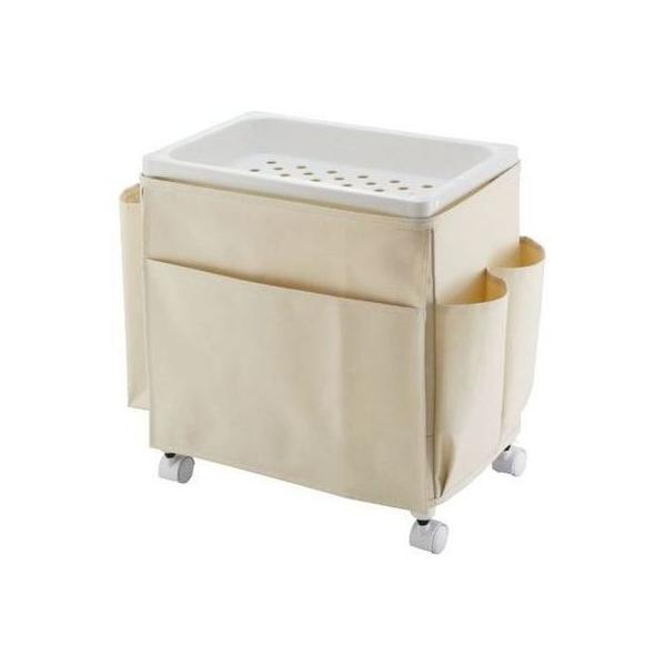 ●手の届くところにまとめて収納できるサイドワゴン