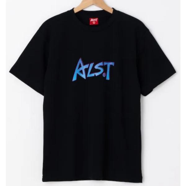 ■商品説明24AW新作グラフィックをプリントしたTシャツ。電撃のようなロゴグラフィックは、まさにバレーボールの痺れるようなスパイクからインスピレーションを受けたデザインです。季節に関係なくガンガン着れるポリエステル100%ドライ素材の吸汗速...